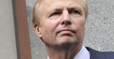BP's New CEO Creates Unit to Enforce Safety - CBS News
