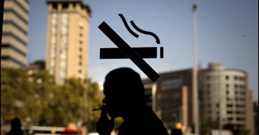 Spain Says 'Adios' to Smoking in Bars, Cafes - CBS News