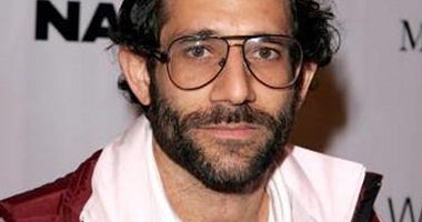 American Apparel's Dov Charney isn't going quietly - CBS News