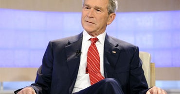 Bush Memoir Sells 220,000 Copies on First Day - CBS News