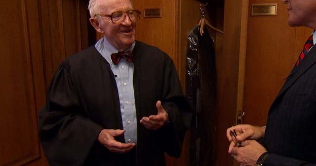 Extra: The Supreme Court Robing Room - CBS News