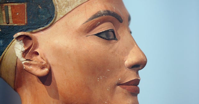 Queen Nefertitis Tomb Hidden In King Tuts Tomb In Egypts Valley Of