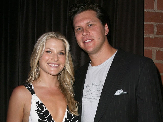 Ali Larter and Hayes MacArthur Welcome a Baby Boy - CBS News