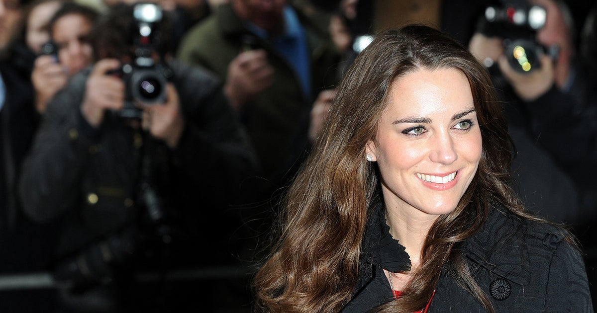 Kate to ride in "commoner" car on wedding day - CBS News