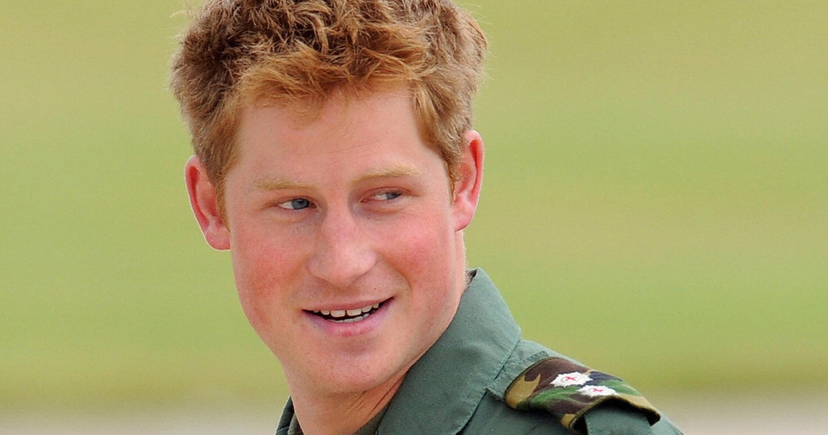 Prince Harry qualifies as Apache pilot - CBS News