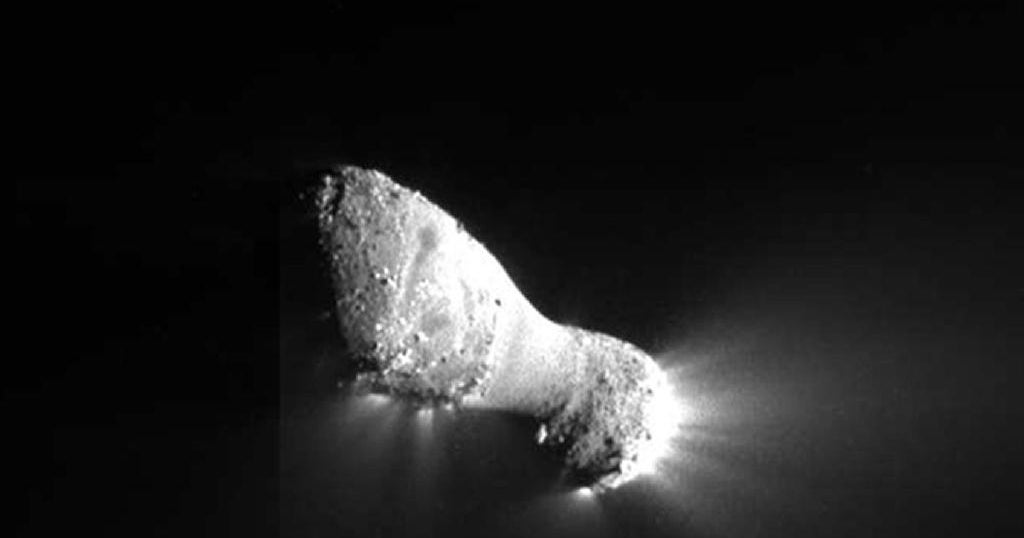 Comet Harley 2 revealing secrets - slowly - CBS News