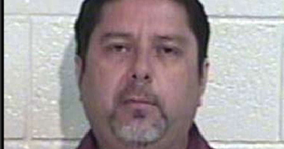 Texas cop indicted for sex with female inmate...and phony overtime ...