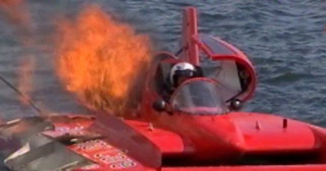 Hydroplane driver narrowly escapes fiery death (VIDEO) - CBS News