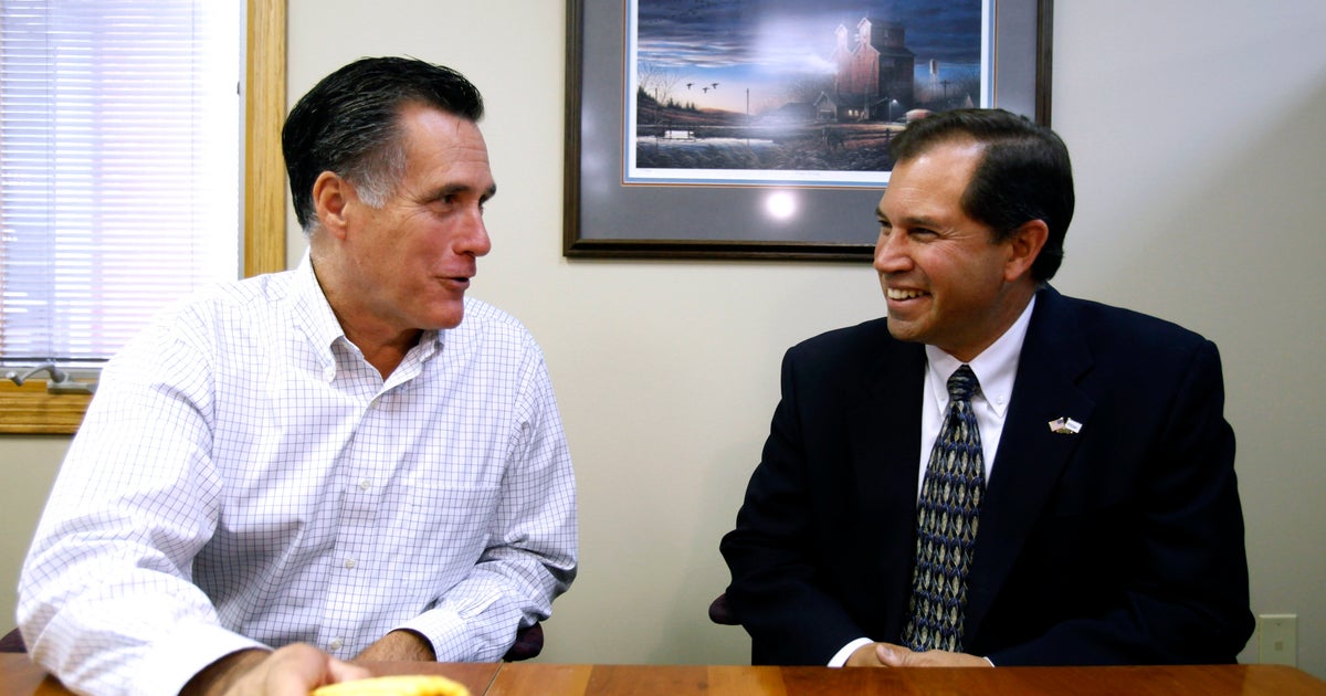 Romney says he'll compete in Iowa but with leaner team - CBS News