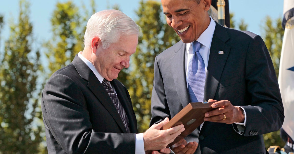 Obama surprises outgoing Gates with top honor - CBS News