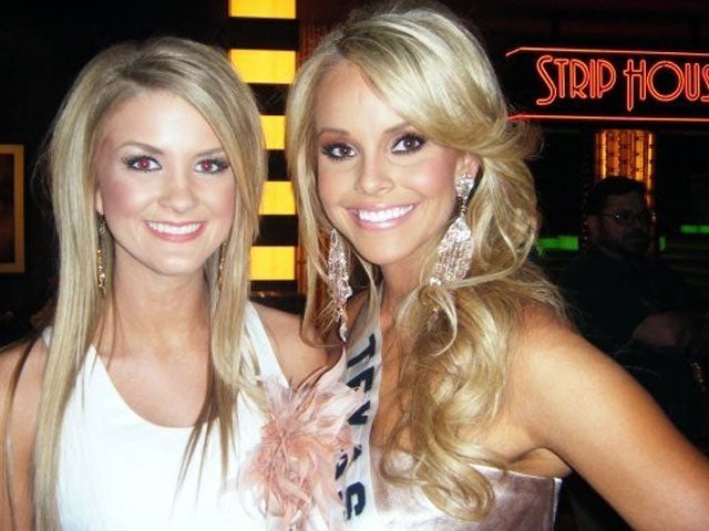 Dallas Cowboy sues Texas beauty queen for engagement ring