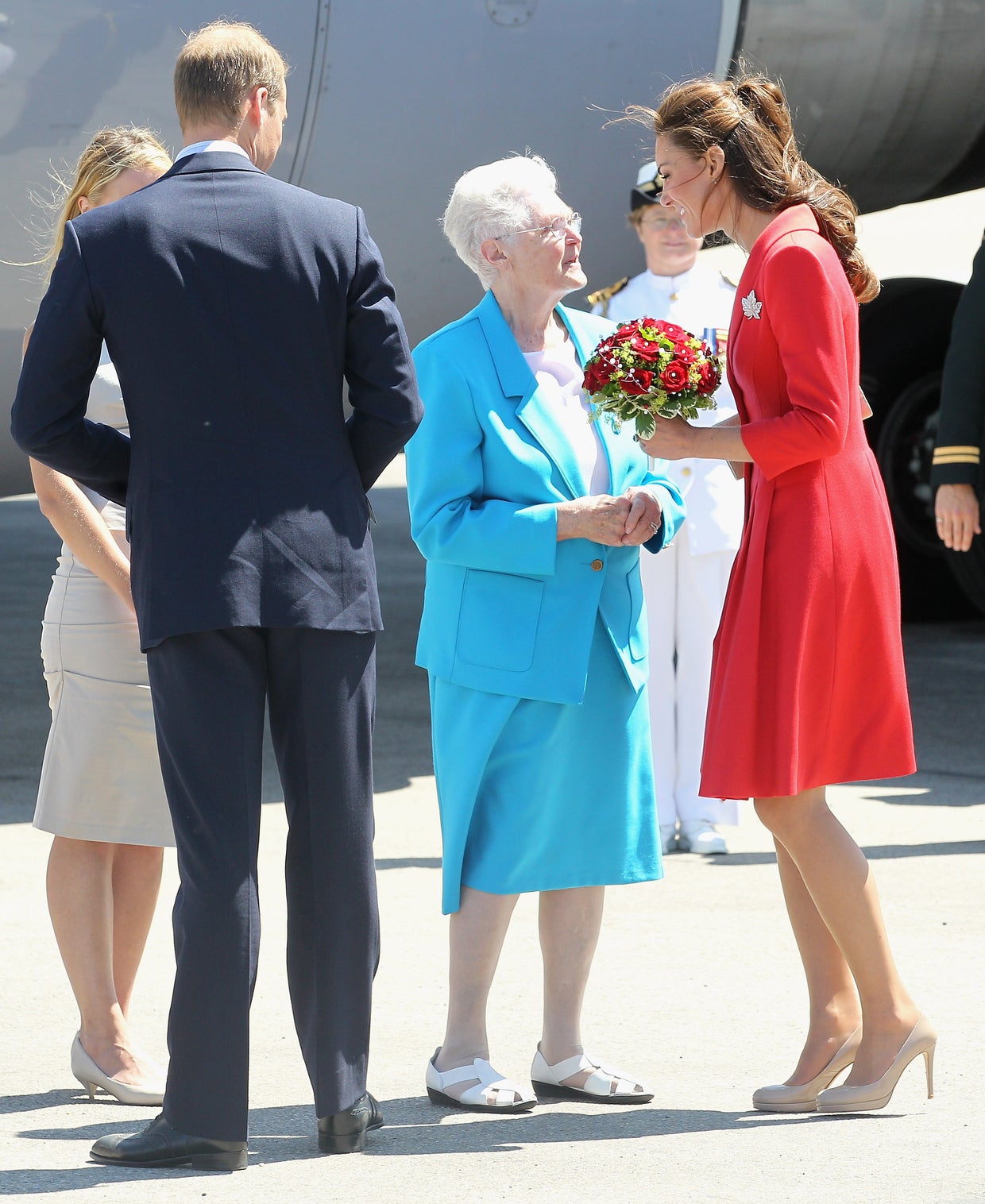 Prince William and Kate say goodbye to Canada