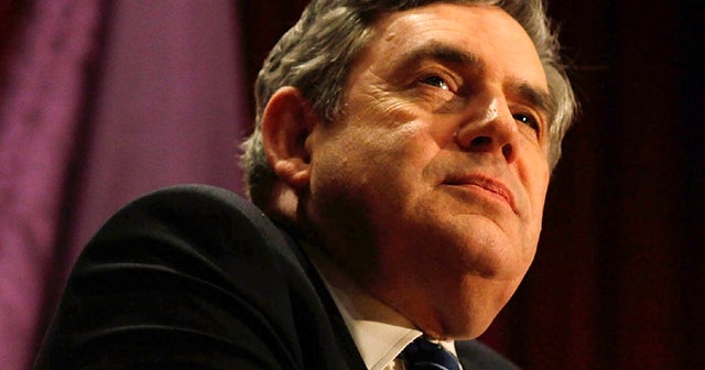 Murdoch papers reportedly targeted Gordon Brown - CBS News
