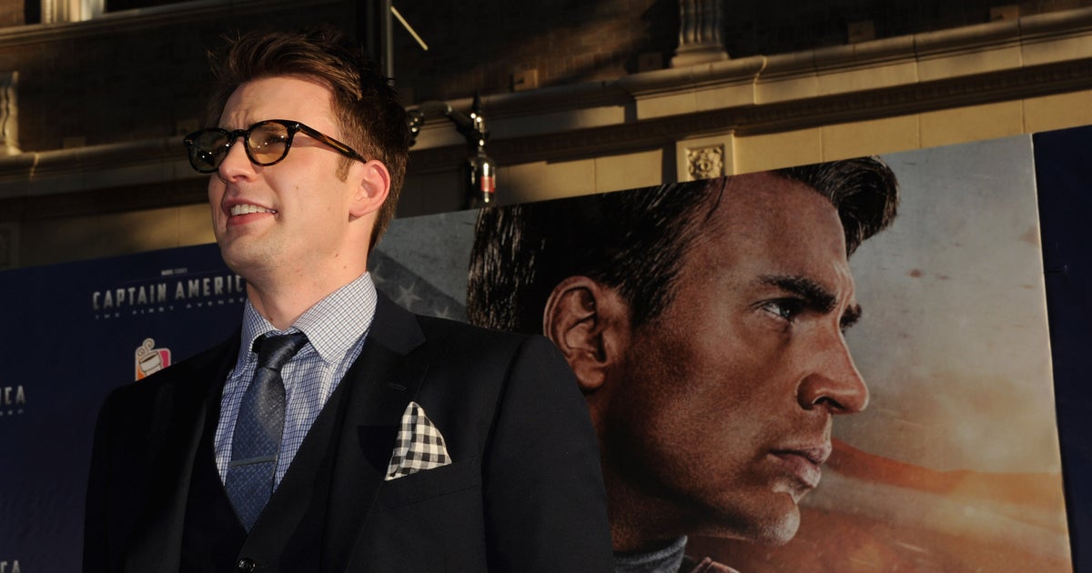 Chris Evans premieres as "Captain America" (Pictures) - CBS News