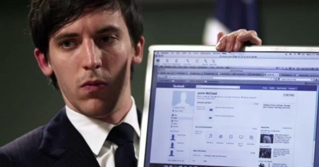 "The Man Without a Facebook" - CBS News