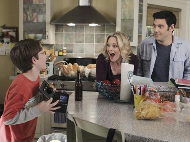 "Man Up!" premieres to lackluster reviews - CBS News