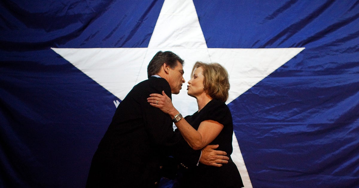 Rick Perry's wife defends candidate on immigration - CBS News