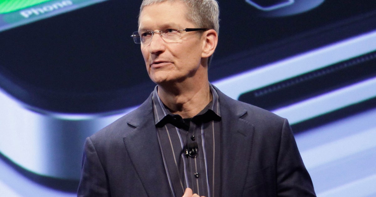 New Apple CEO faces first test in lost iPhone affair - CBS News