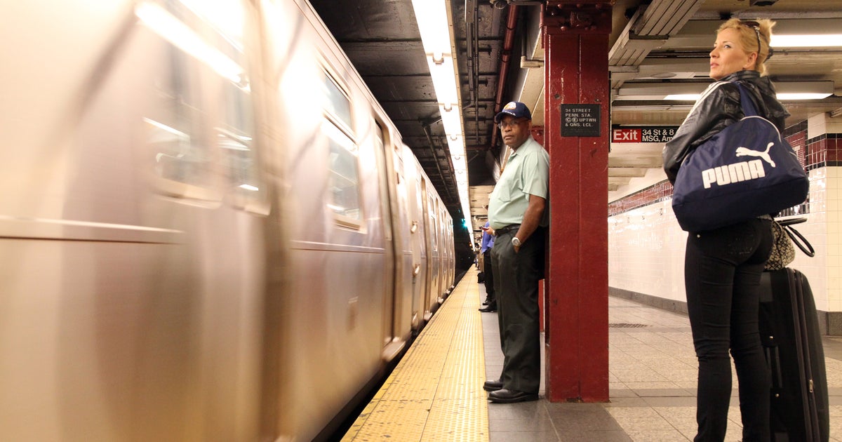 Cellphone service for six NYC subway stations - CBS News