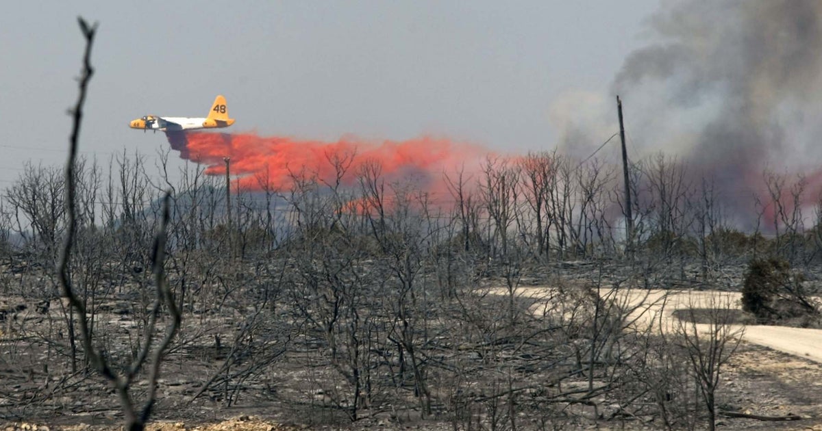 Texas wildfire takes a positive turn - CBS News