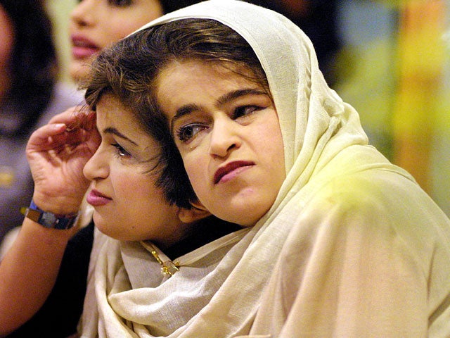 Conjoined twins (WARNING: GRAPHIC IMAGES)