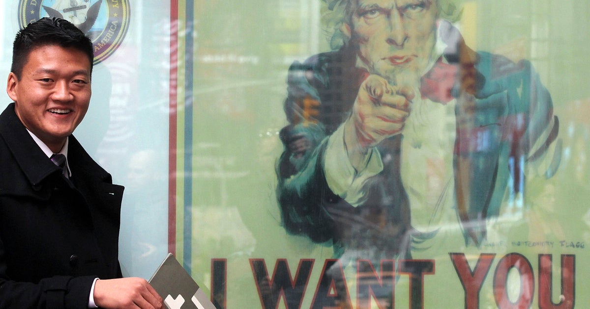 Gay veteran Dan Choi working to re-enlist - CBS News