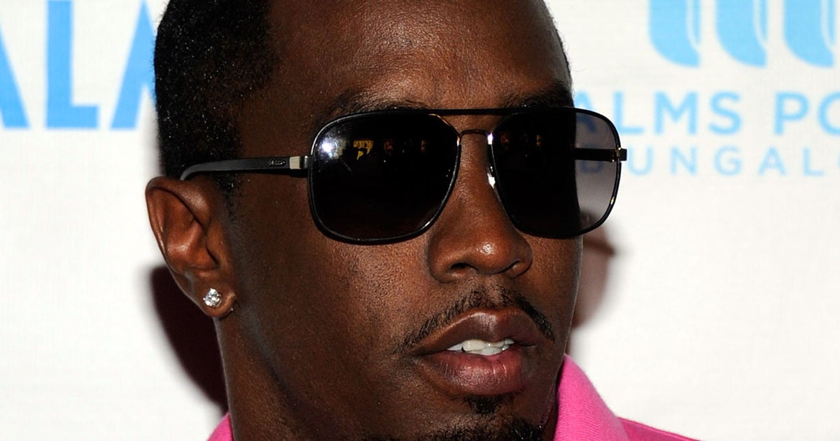 Diddy's new book devoted to derrieres - CBS News