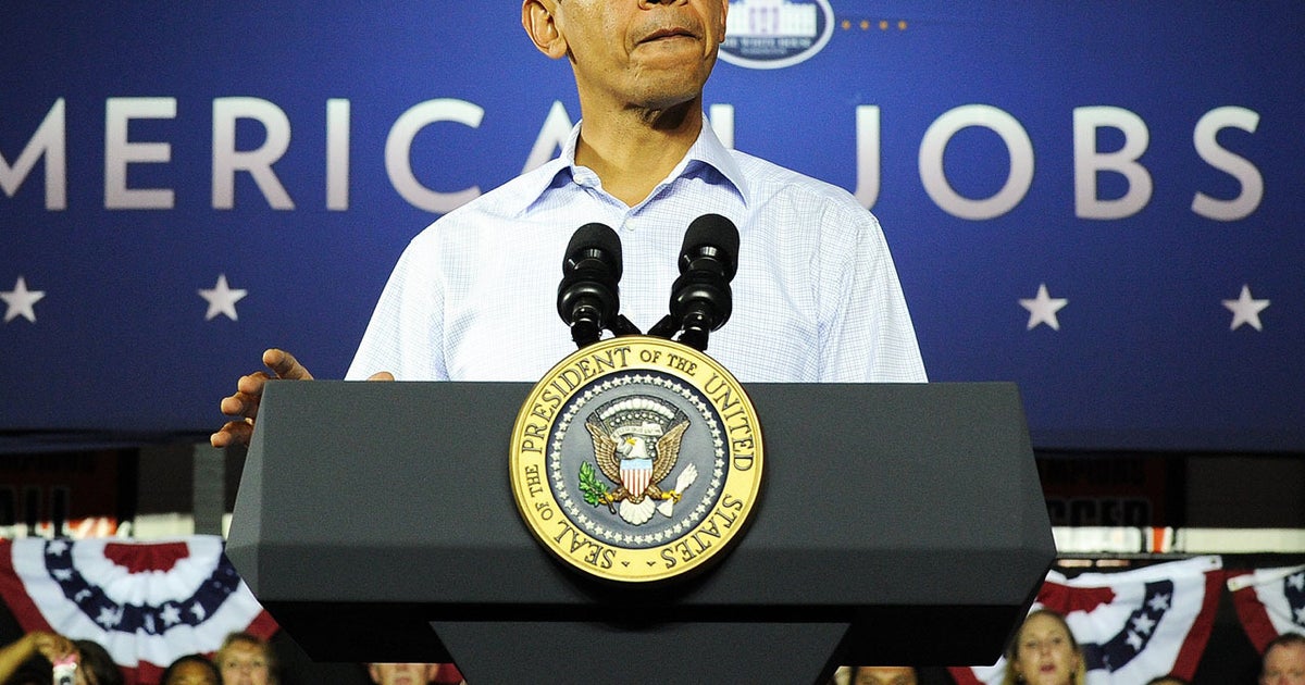 Thieves steal truck with Obama's podium, audio equipment - CBS News