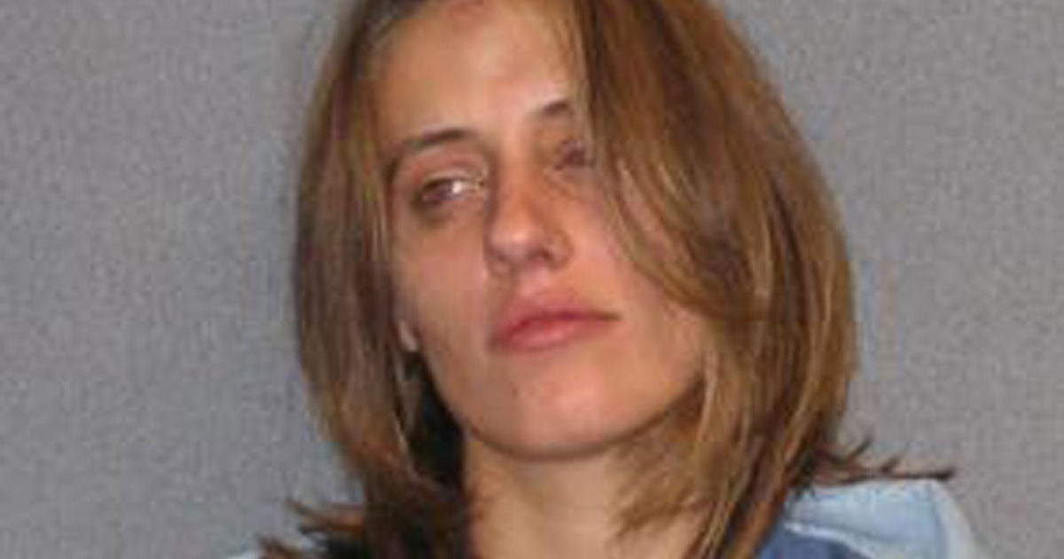 Half-naked drunk woman arrested after 128-mph car chase - CBS News