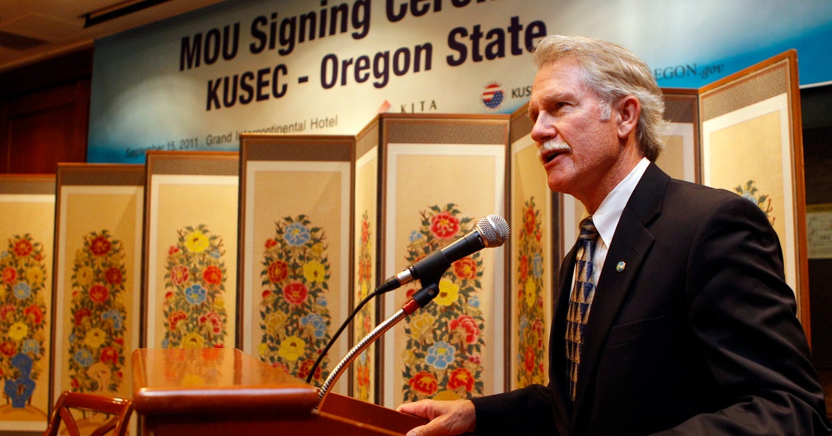 Oregon gov halts executions for rest of term - CBS News