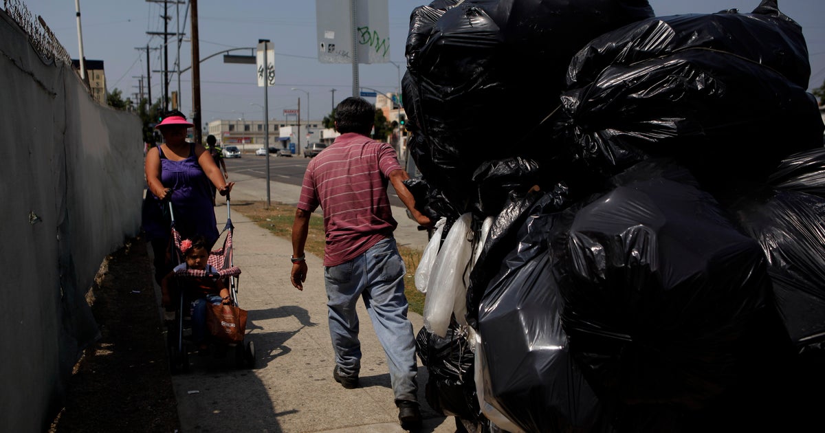 1 in 15 Americans now rank as poorest poor - CBS News