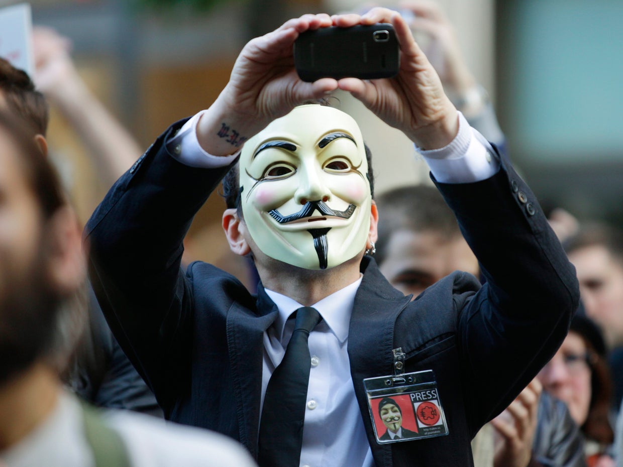 "Vendetta" mask becomes symbol of Occupy protests - CBS News