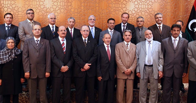 New Libyan government sworn in - CBS News