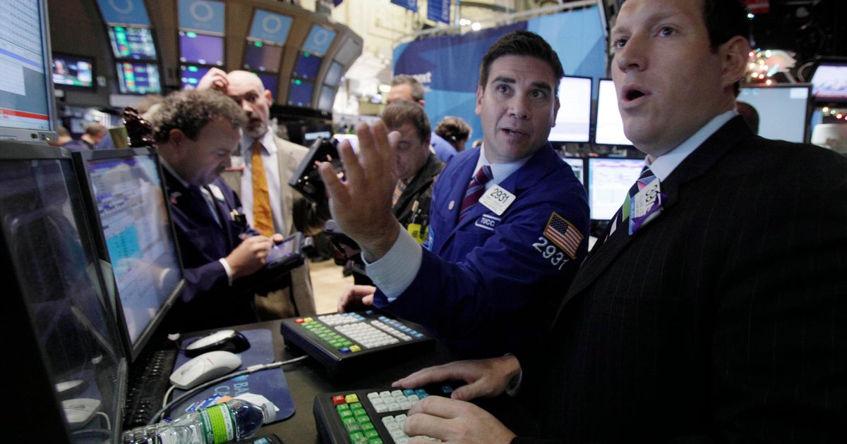 Dow soars 490 points on banks' "bold move" - CBS News