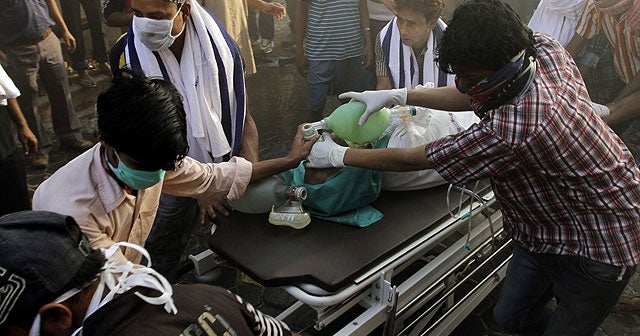 Workers flee as India hospital fire kills 89 - CBS News