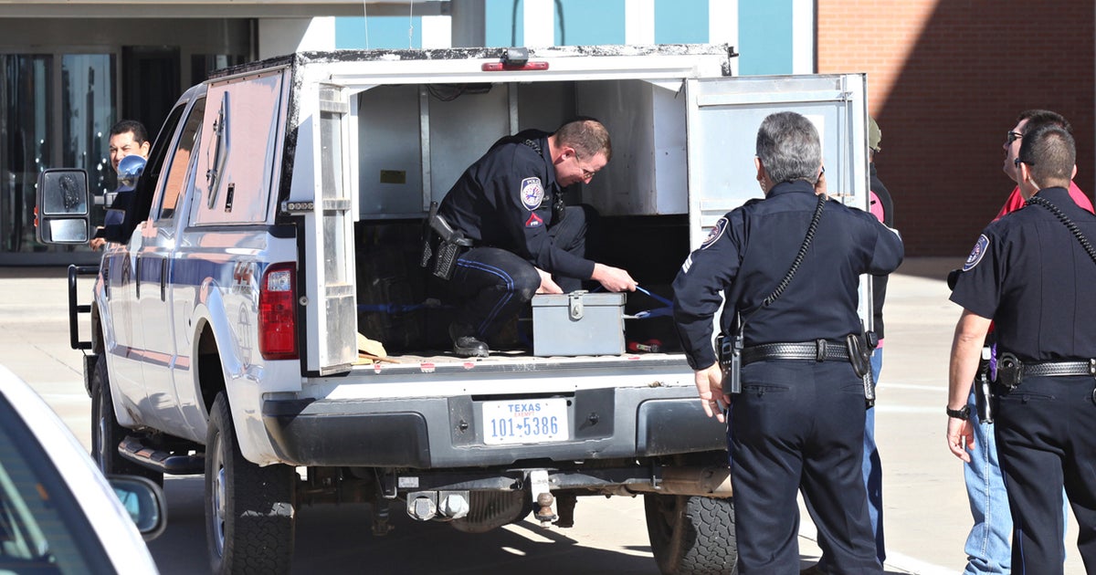 Charges in Texas airport explosives case - CBS News