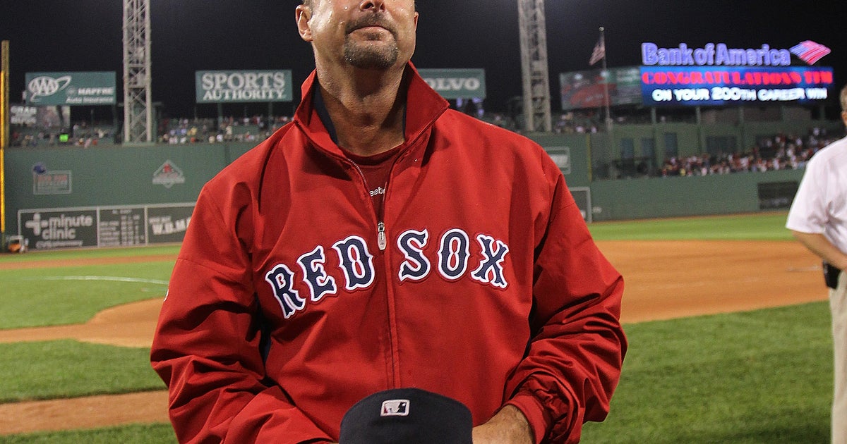 Red Sox' Tim Wakefield retires after 19 years - CBS News