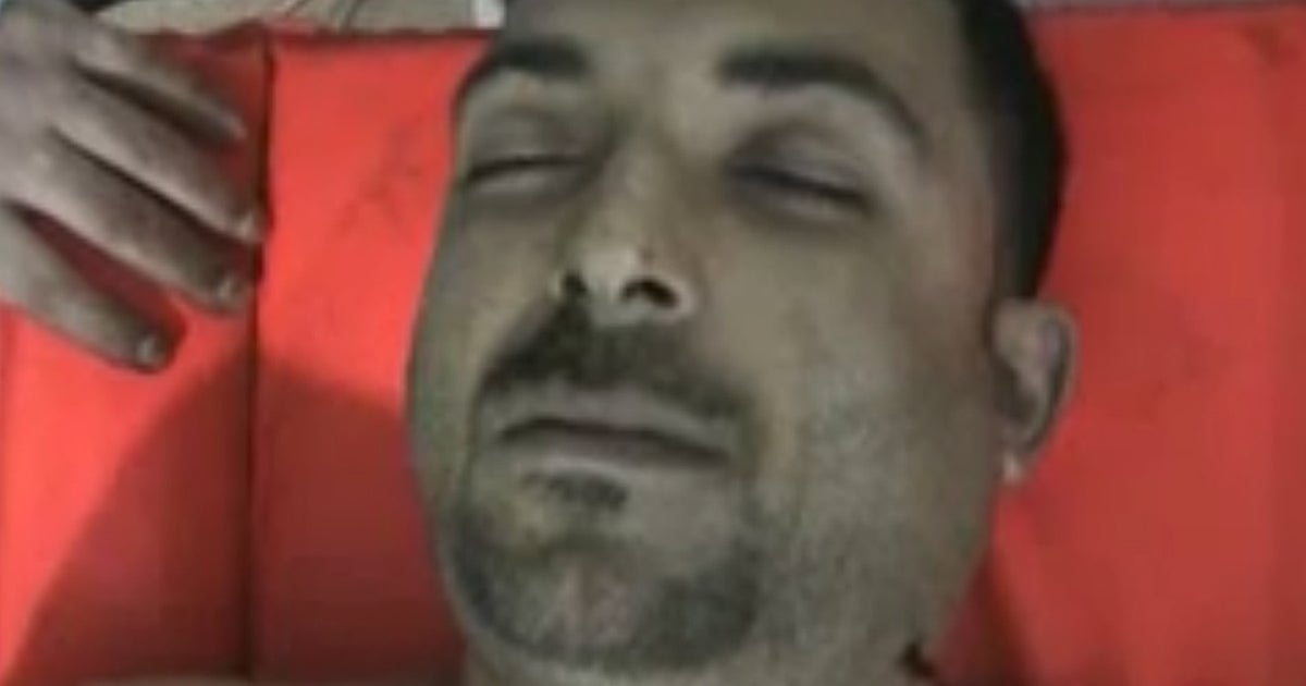 Syria blogger reportedly killed in shelling - CBS News