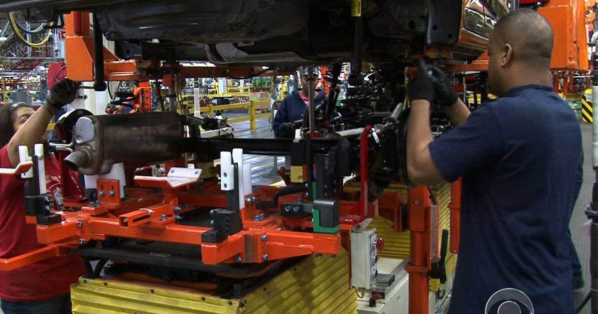 Michigan experiencing a manufacturing boomlet - CBS News
