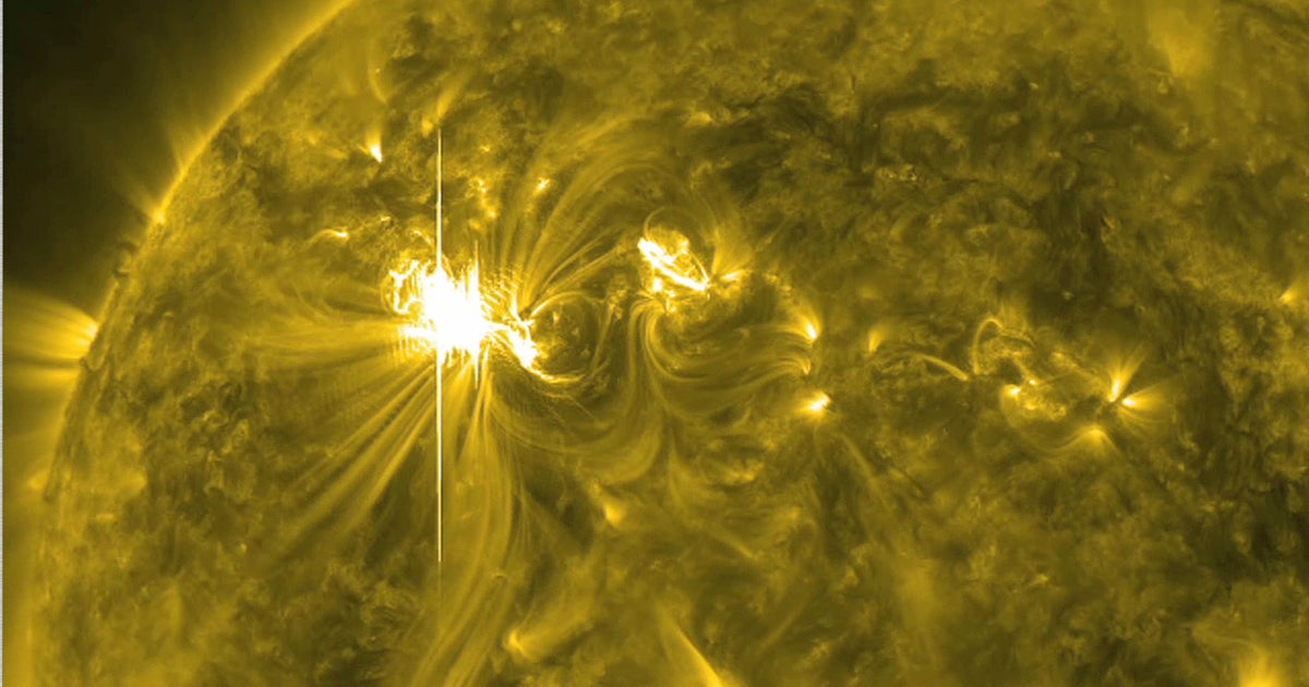 Earth still awaits large solar storm's effects - CBS News