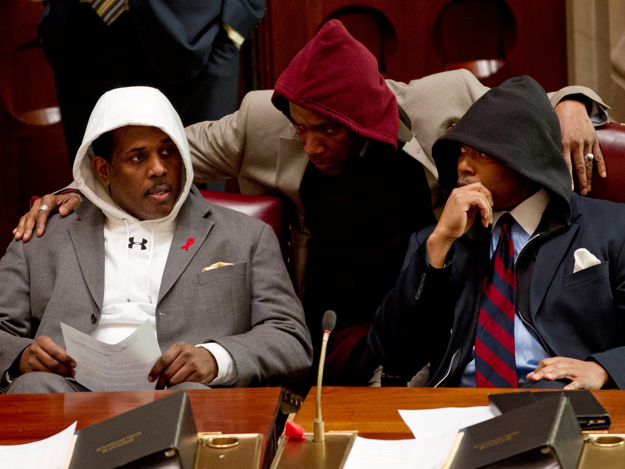 Trayvon Martin shooting sparks "hoodie" movement