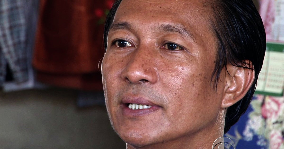The danger of filming Burma's revolution - CBS News
