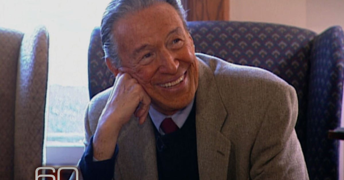 60 Minutes announces Mike Wallace's death - CBS News