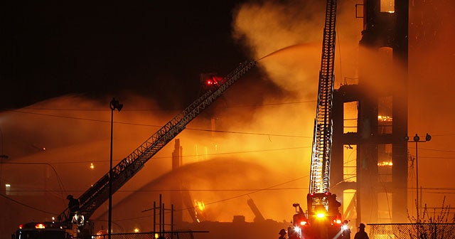 2 firefighters die in massive warehouse fire in Philadelphia's ...