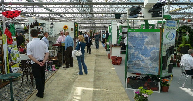 8 secrets to generating leads at trade shows - CBS News