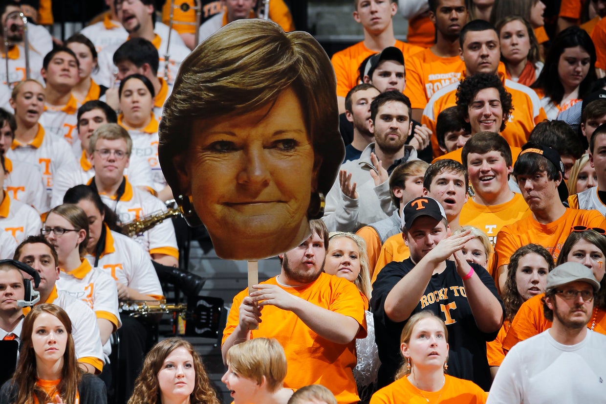 Pat Summitt, winningest coach in Division I college basketball, dead at 64