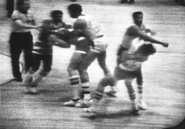 Top 10 worst fights and cheap shots in NBA history