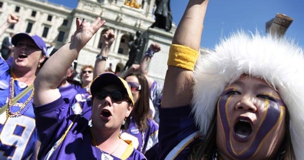 Vikings stadium plan finally scores victory - CBS News