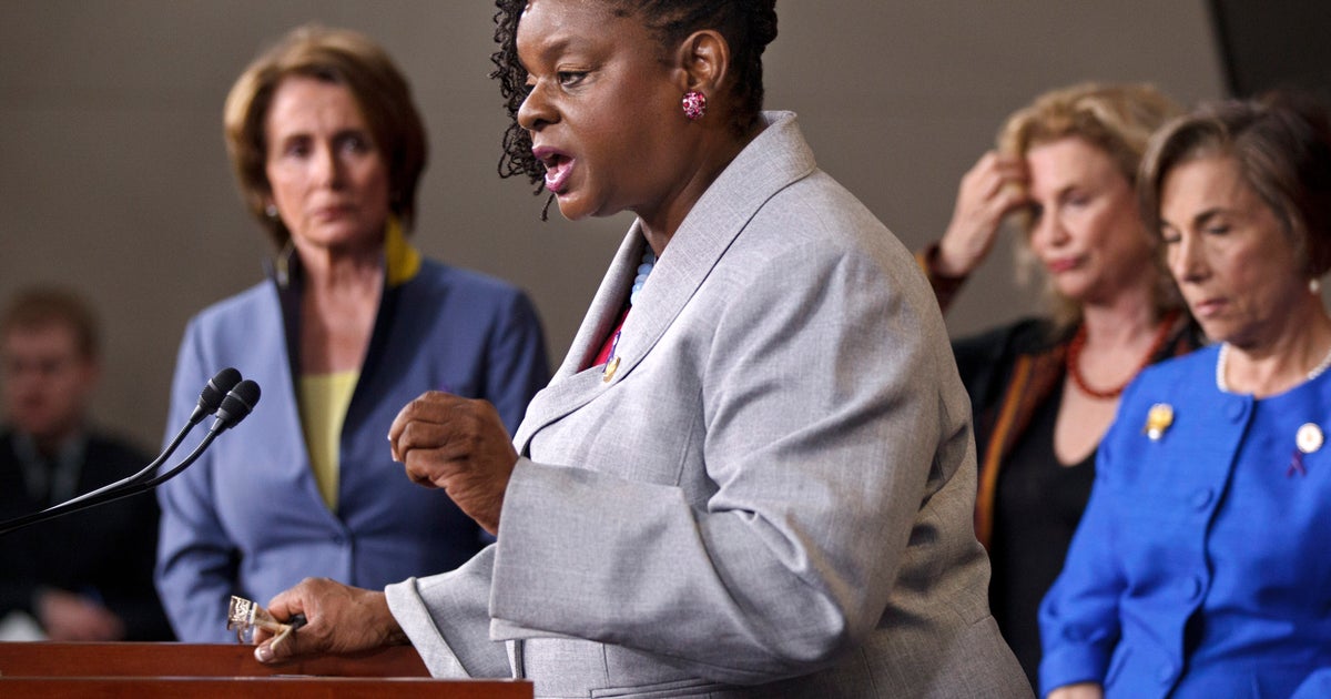 Congressional Black Caucus plays nice with Trump - CBS News