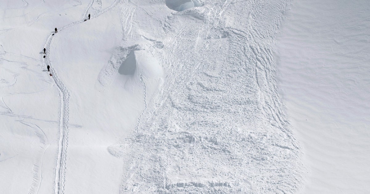 Survivor Describes Avalanche That Killed Team Cbs News